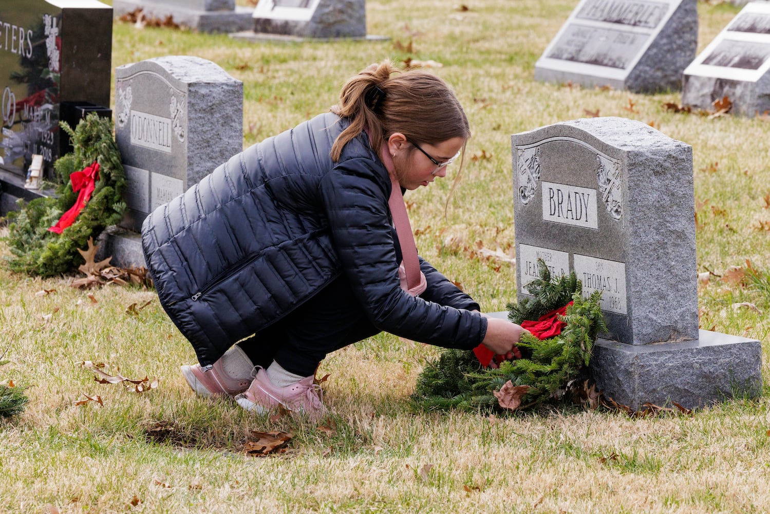 Honoring Heroes: Wreaths Across America Comes to St. Mary/St. Stephen Cemeteries in Hamilton ...